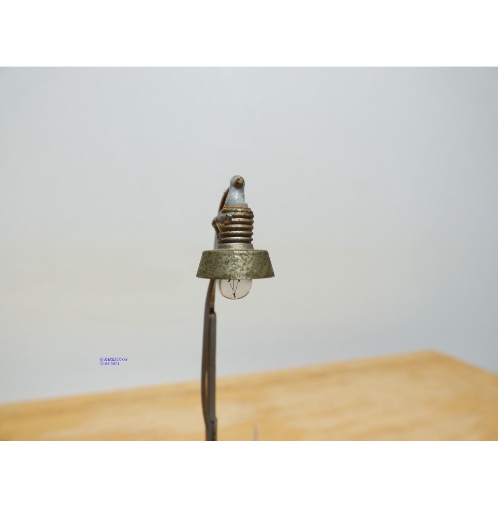 Märklin métal 7048, lampadaire métal BO