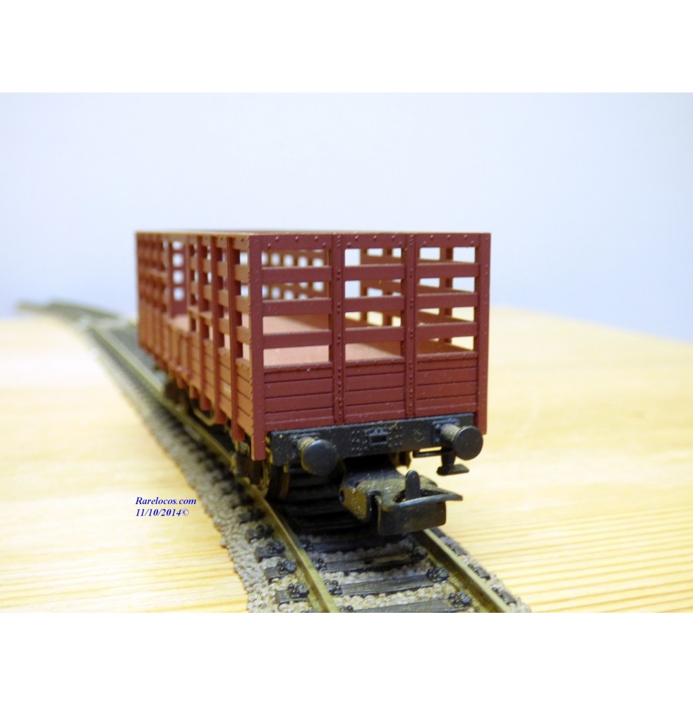 LILIPUT 230 B, wagon à claire voie pour transport de bétail type T SNCF BO