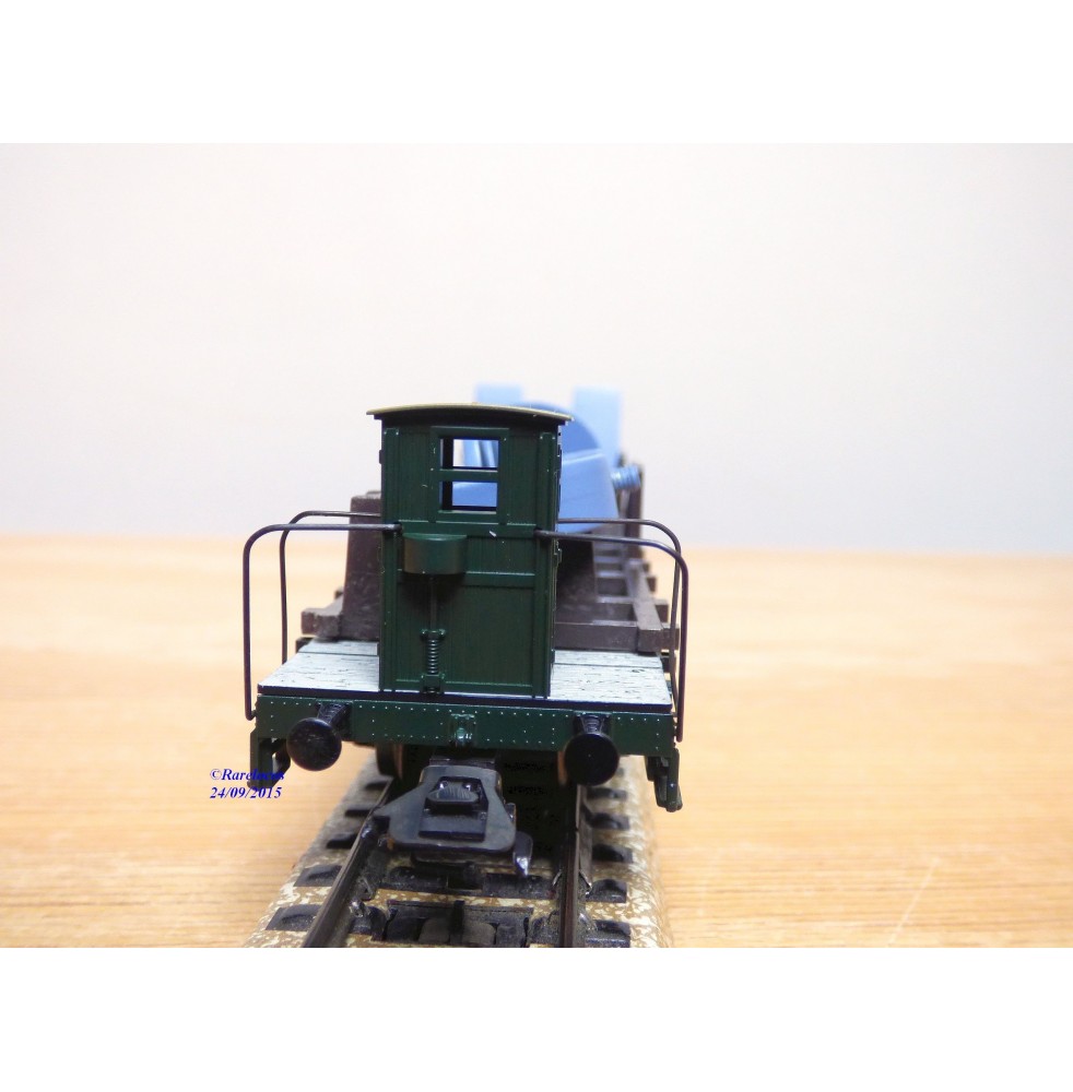 Märklin 48001, wagon plat à bogies à guérite chargé d'une presse K.W ...