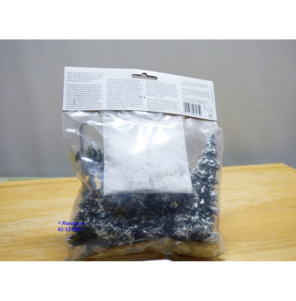 BUSCH 06465, sachets de 10 sapins et divers accessoires HO neuf BO