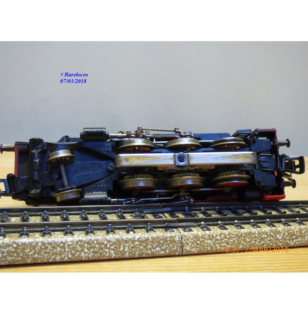 Märklin 3095 version 2 , locotender 130T Br 74 701 DB BO