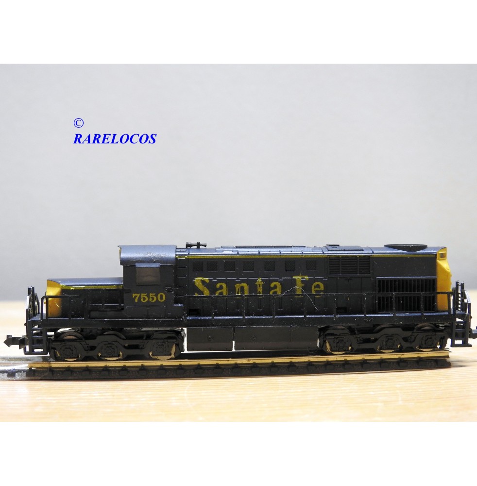 MODEL POWER 7550MP, locomotive diesel Co Co ALCO RSD 15 SANTA FE N¨7550