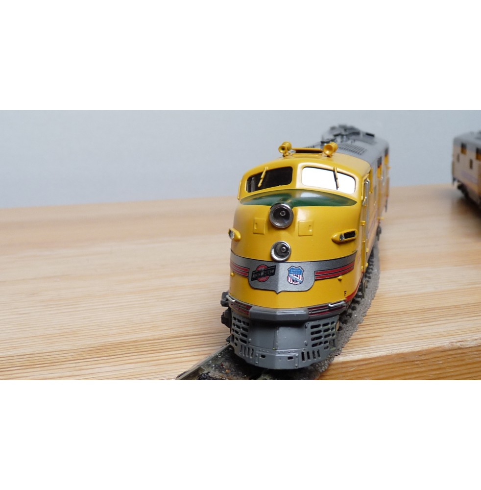 Challenger Imports 2193.1, coffret de 3 locomotives diesel EMD E6A+E6B+E6B COLA UNION PACIFIC UP ...