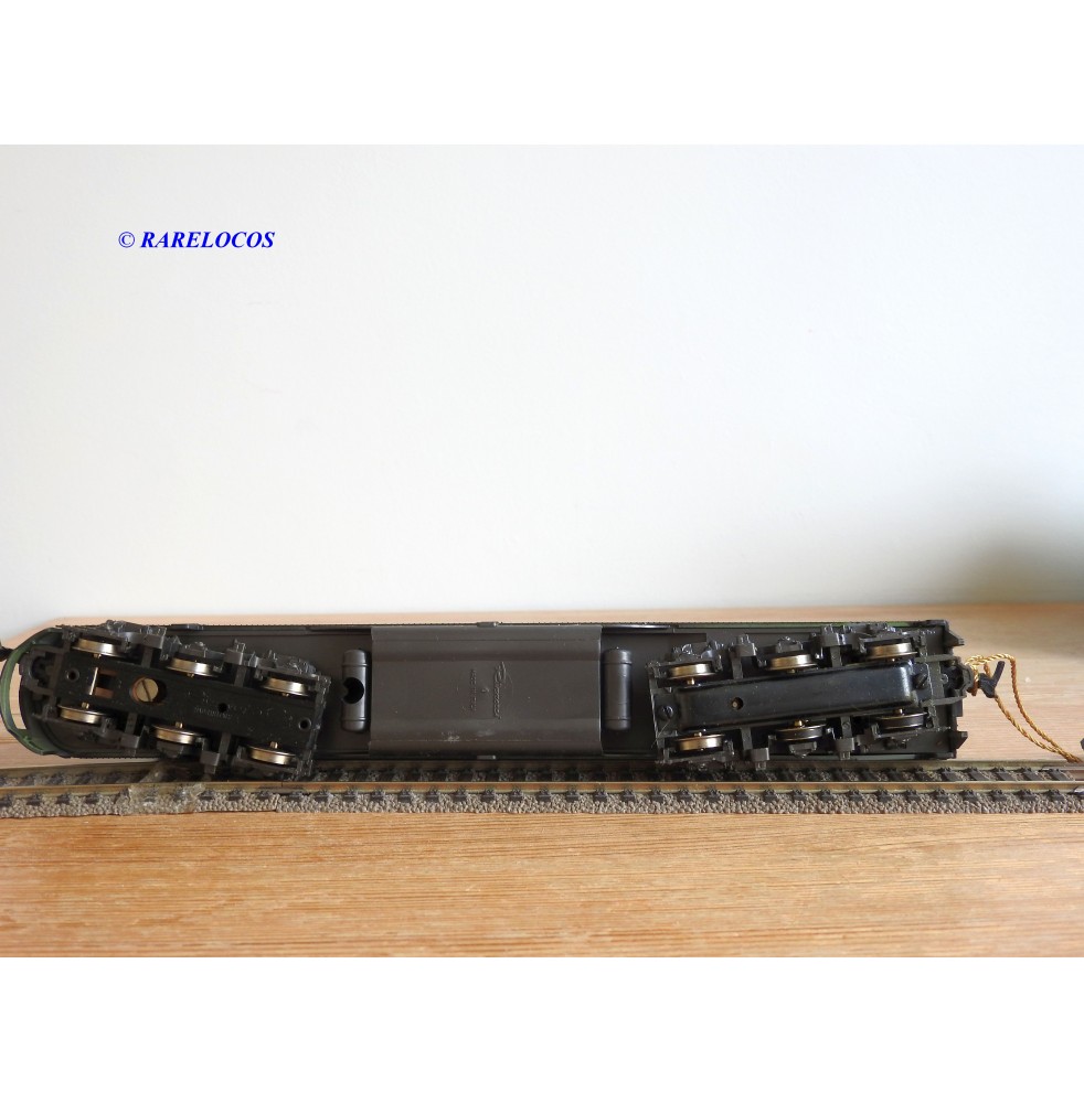 copy of RIVAROSSI 1929 locos diesel EMD E8 IC BO